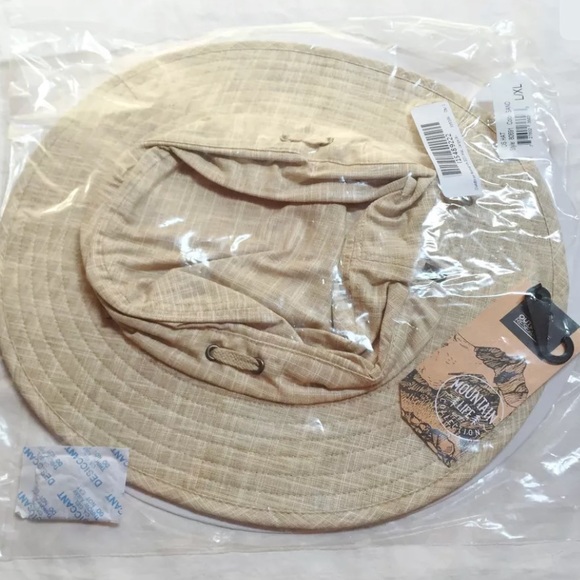 Outdoor Research | Accessories | Outdoor Research Womens Eos Hat New ...